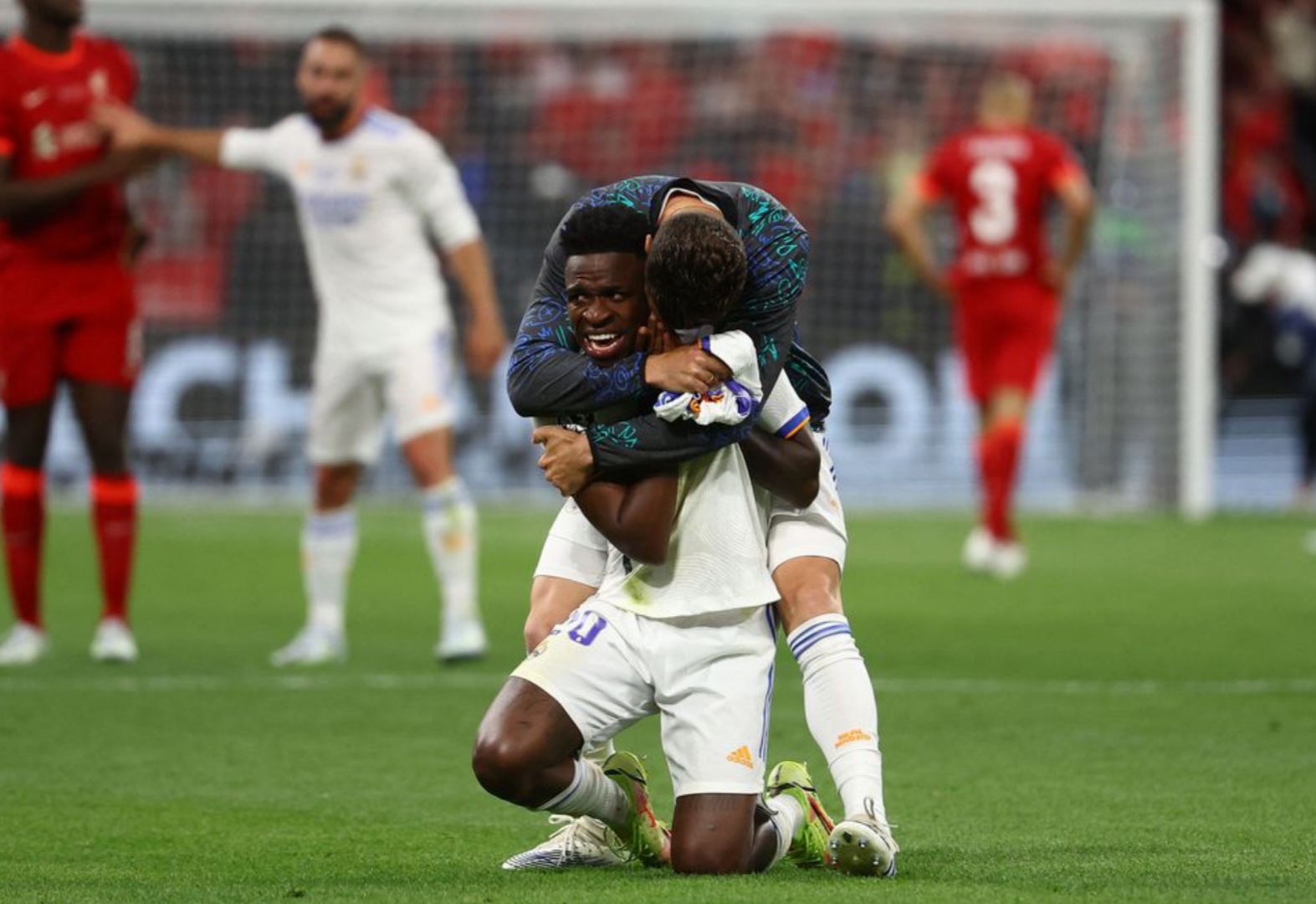 Real Madrid é campeão europeu com gol de Vini Jr - Agora Sudoeste